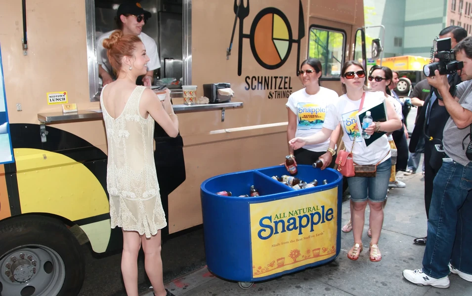 National Iced Tea Day blends freebies with fresh trends