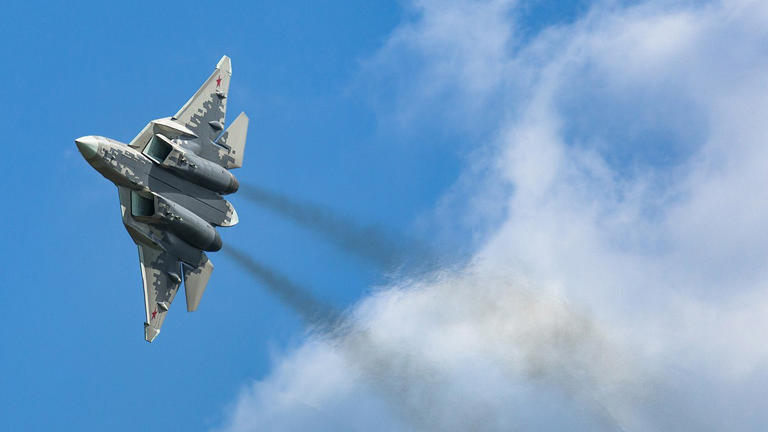 Peinliche Fragen zur Su-57 – russischer Experte zerlegt Putins Super ...