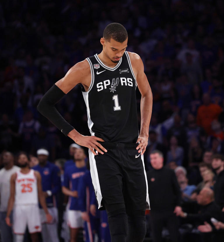 Charles Barkley destroys Spurs for Game 4 choke: 'Dumbest basketball ...