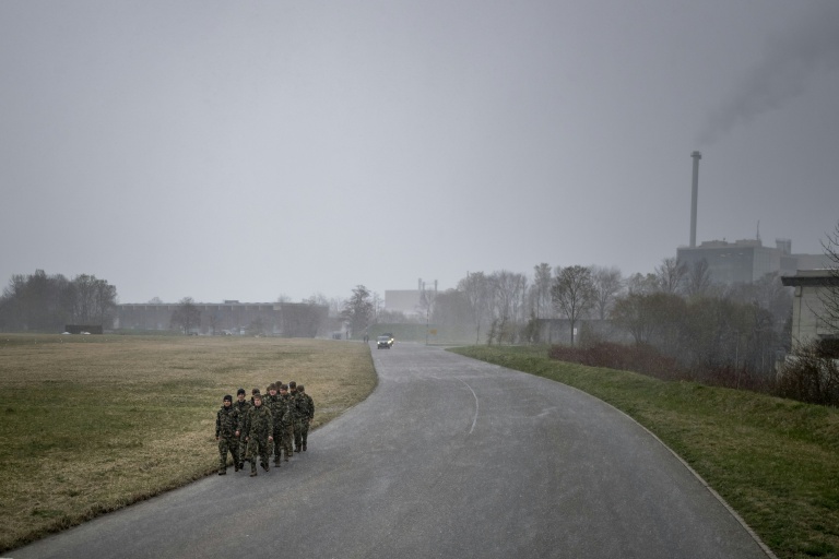 Swiss to vote on stricter rules for conscientious objection
