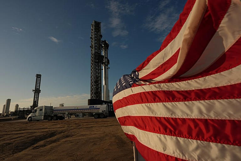 De soudeur à millionnaire : l'entrée en Bourse de SpaceX pourrait ...