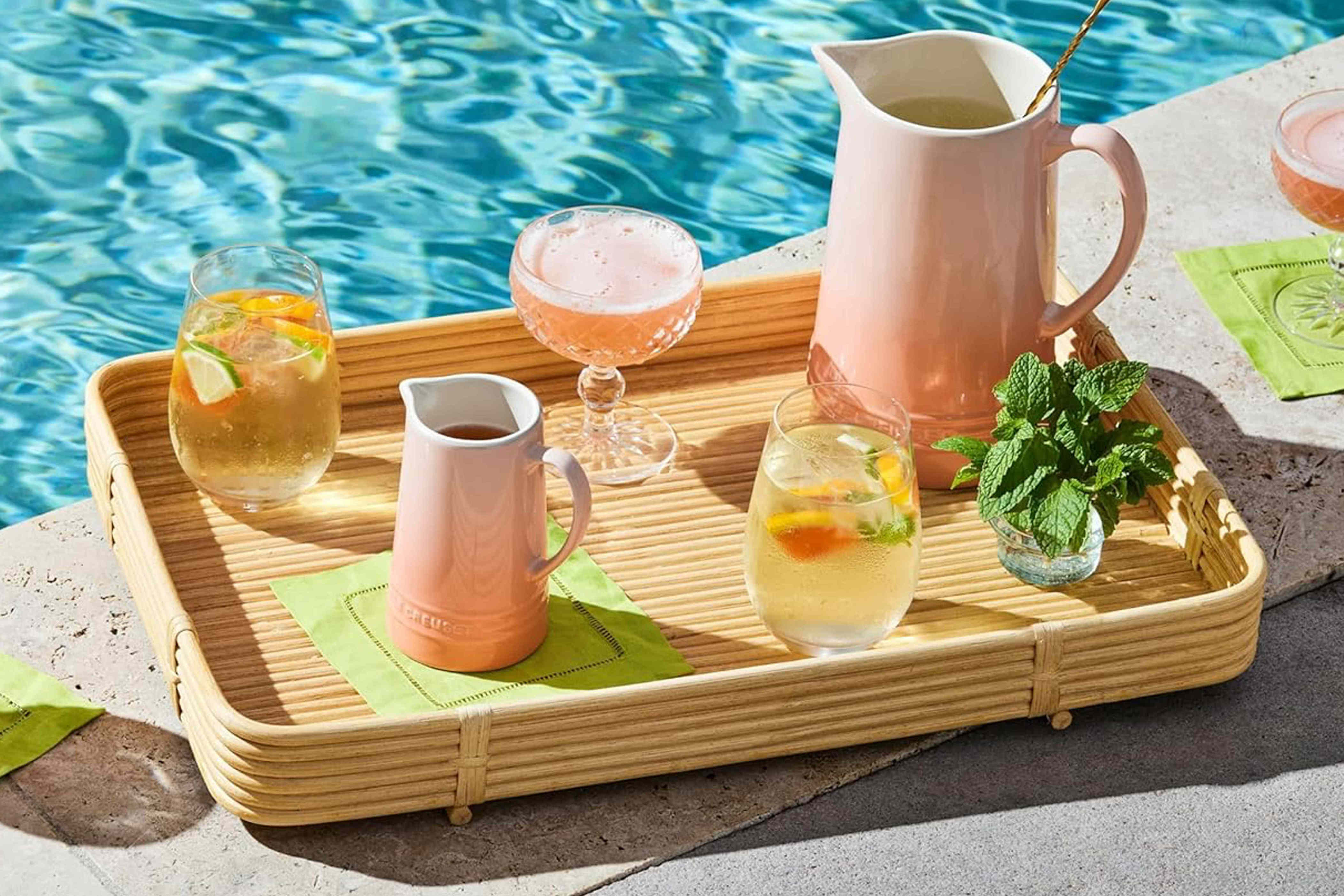 Le Creuset makes more than Dutch ovens — these colorful mugs, grill ...