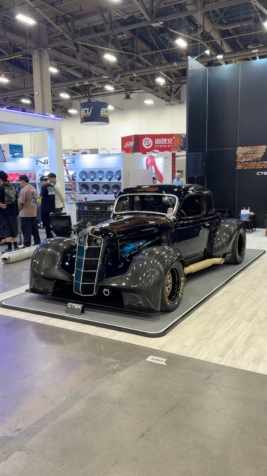 Stunning 800HP V10 powered custom 1935 Plymouth hotrod build