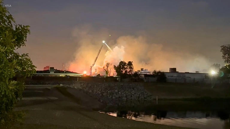Pallet yard fire threatens structures, draws multi-agency response in ...