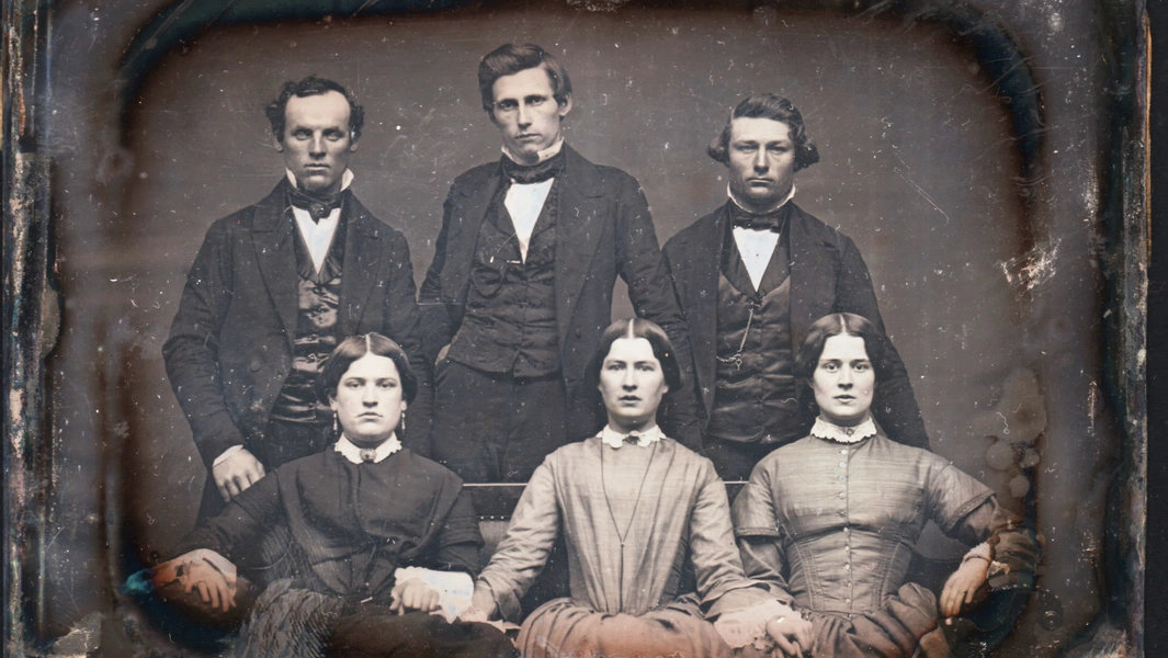 16 remarkable photographs from the 1850s