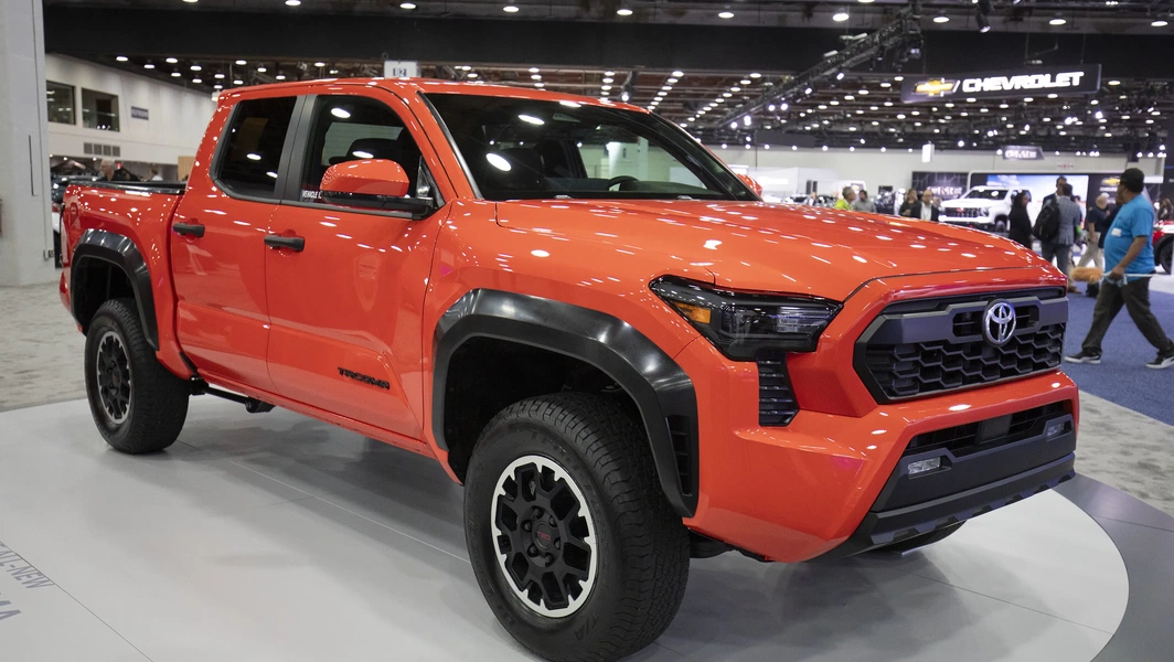 8 compact trucks with big capability