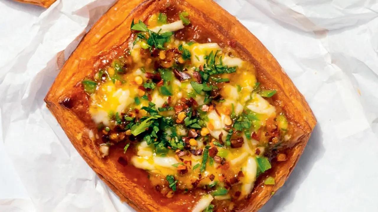 In photos relish these 4 unique variations of Indian puffs in Mumbai