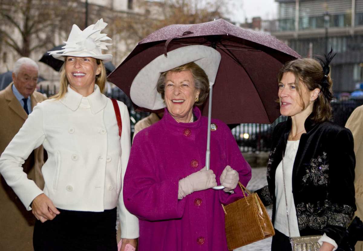 Helen Mirren receives rare honor from King Charles ahead of Trooping ...
