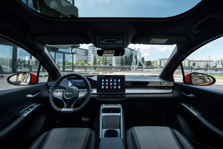 Ho provato la BYD Dolphin G DM-i: è lei l’ibrida definitiva? Prezzo e ...