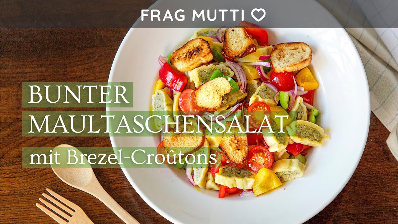 Bunter Maultaschen-Salat mit Brezel-Croutons