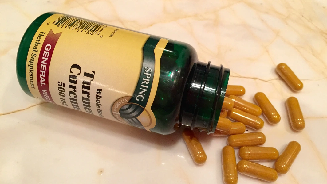Health risks and safe use of turmeric
