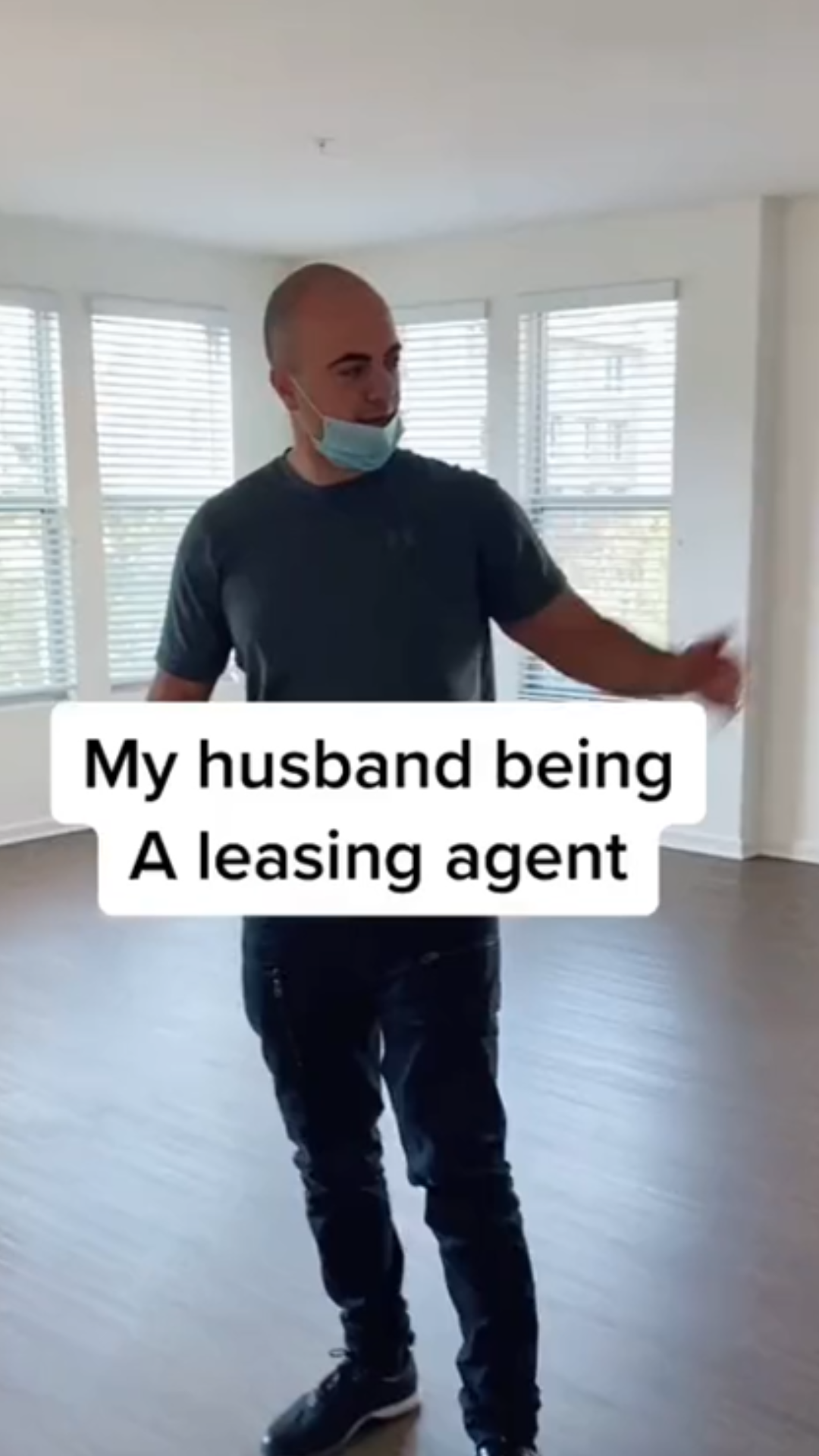 Quick look at the couple comedy everyone is talking about