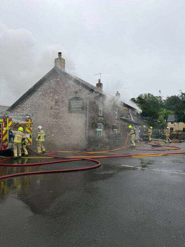 Aberthin pub fire live: Firefighters battle blaze at 300-year-old Hare ...