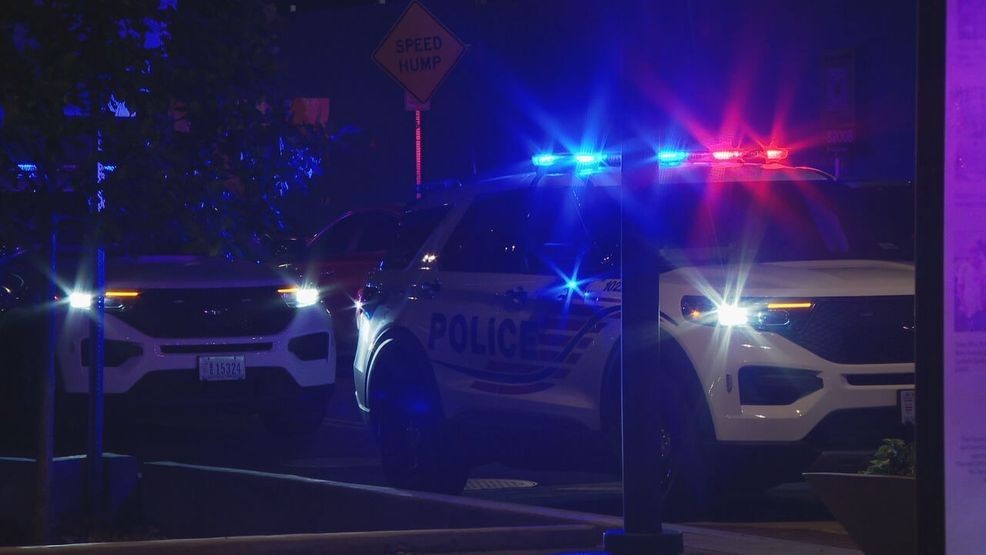 Man killed, young girl hurt in Northwest DC double shooting