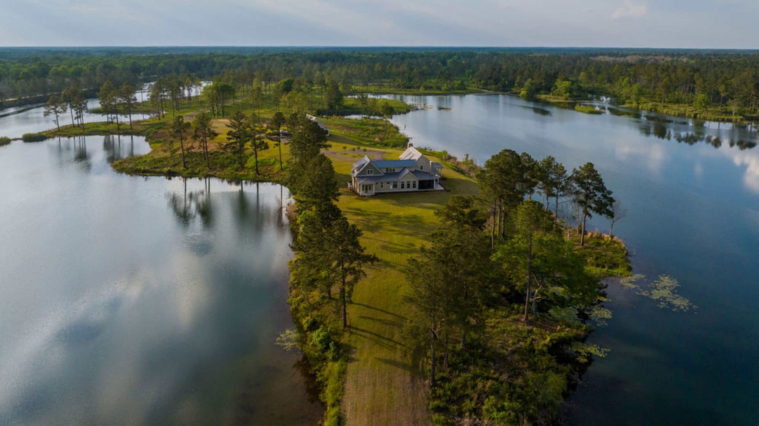 $44 million Quail Belt estate seeks to dethrone Jake Paul’s $40 million ...