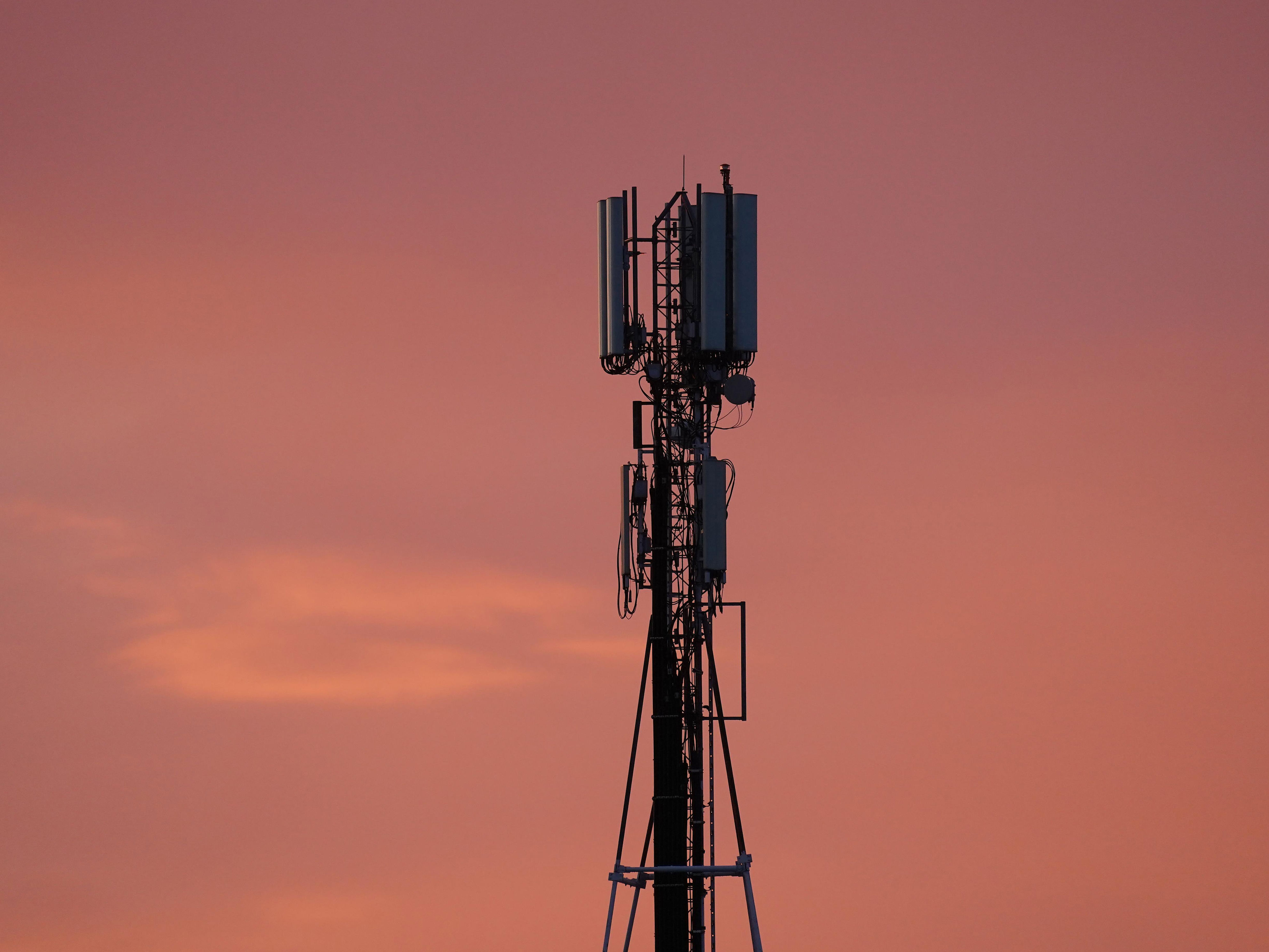 Telus anticipe de nouveaux projets de tours cellulaires