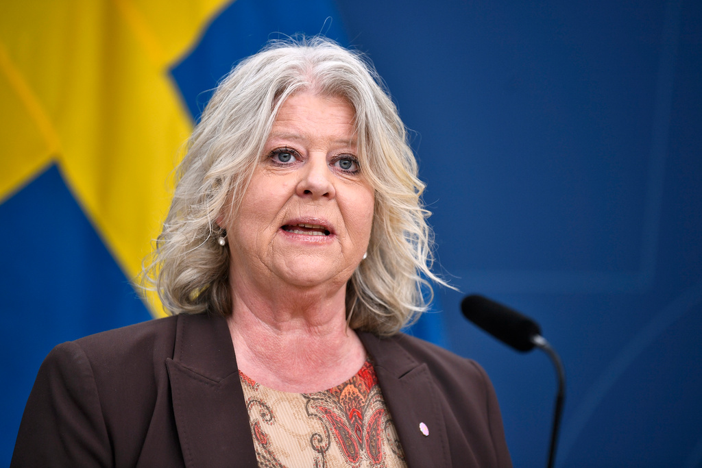 Regeringen vill stärka skyddet för barn på nätet