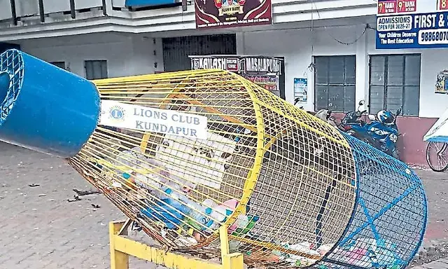 Bottle-shaped bins introduced in Kundapur for plastic bottle disposal