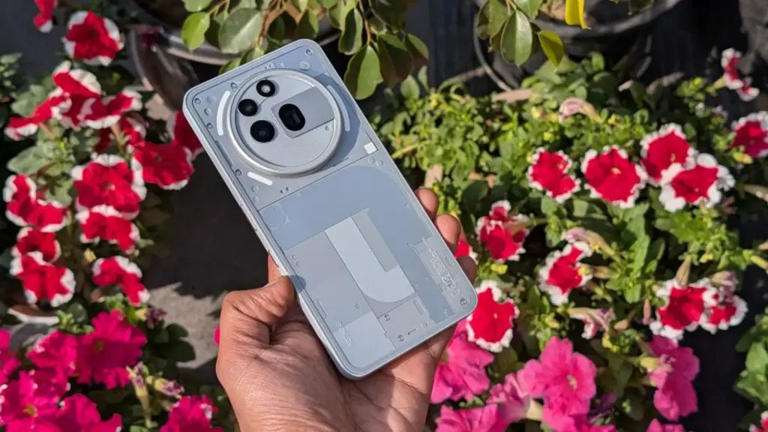 Best phones for college students in 2026