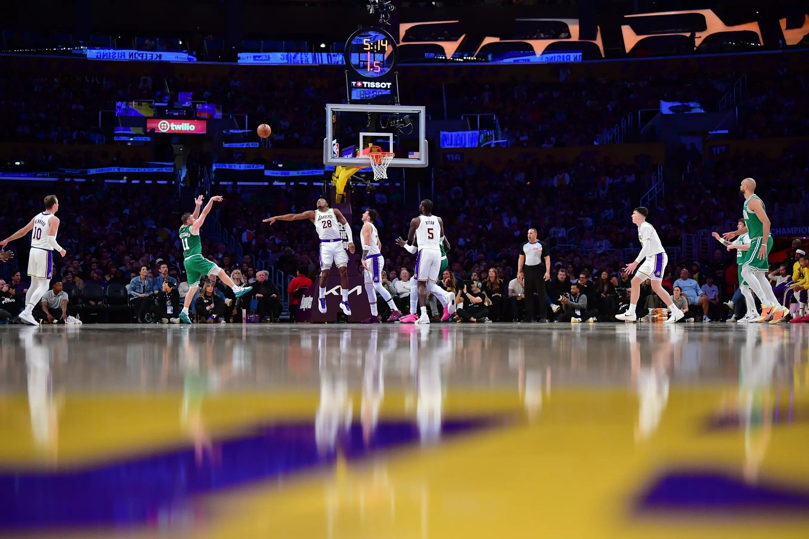 Lakers, Celtics, Clippers, Nets to battle for 40-percent flamethrower ...