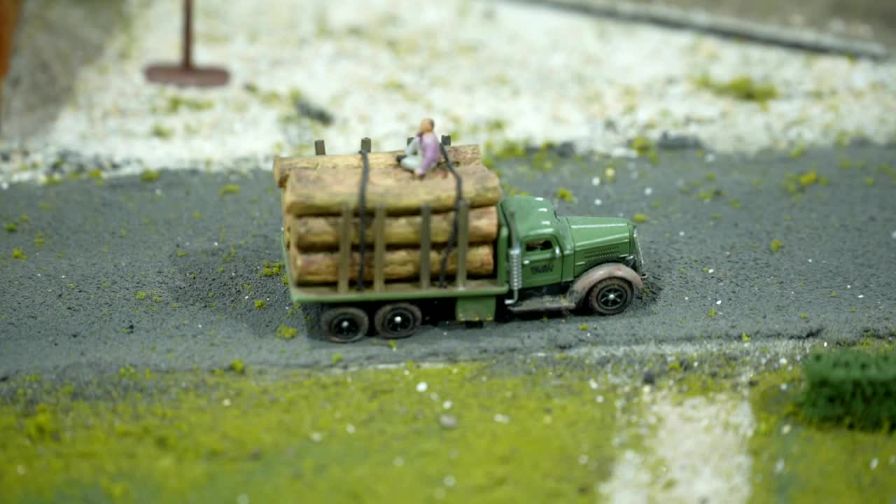Dickson model railroad club keeps history on track at century-old hotel ...
