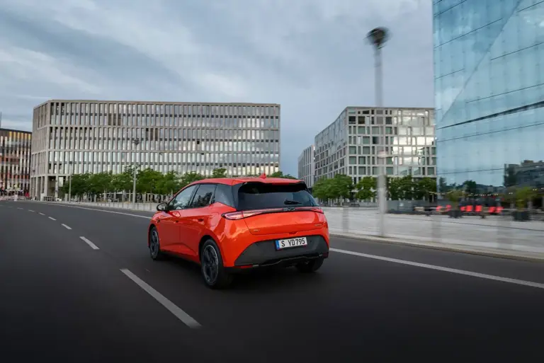 Ho provato la BYD Dolphin G DM-i: è lei l’ibrida definitiva? Prezzo e ...