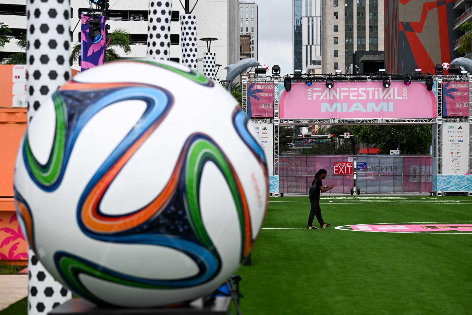 World Cup fans reeling over pint prices with stadium beers costing up ...