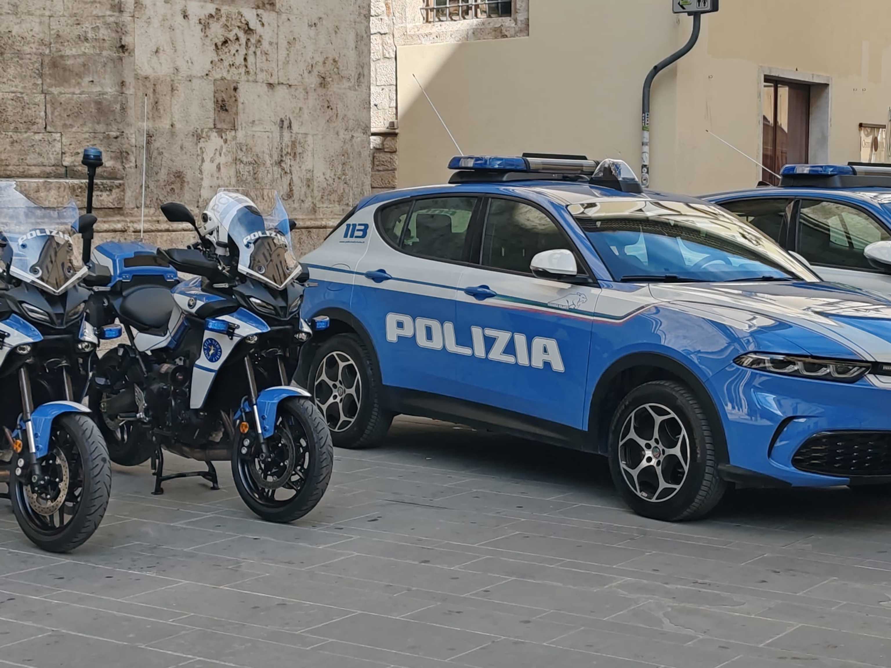 Un etto di cocaina pura in auto, 33enne arrestato a San Benedetto