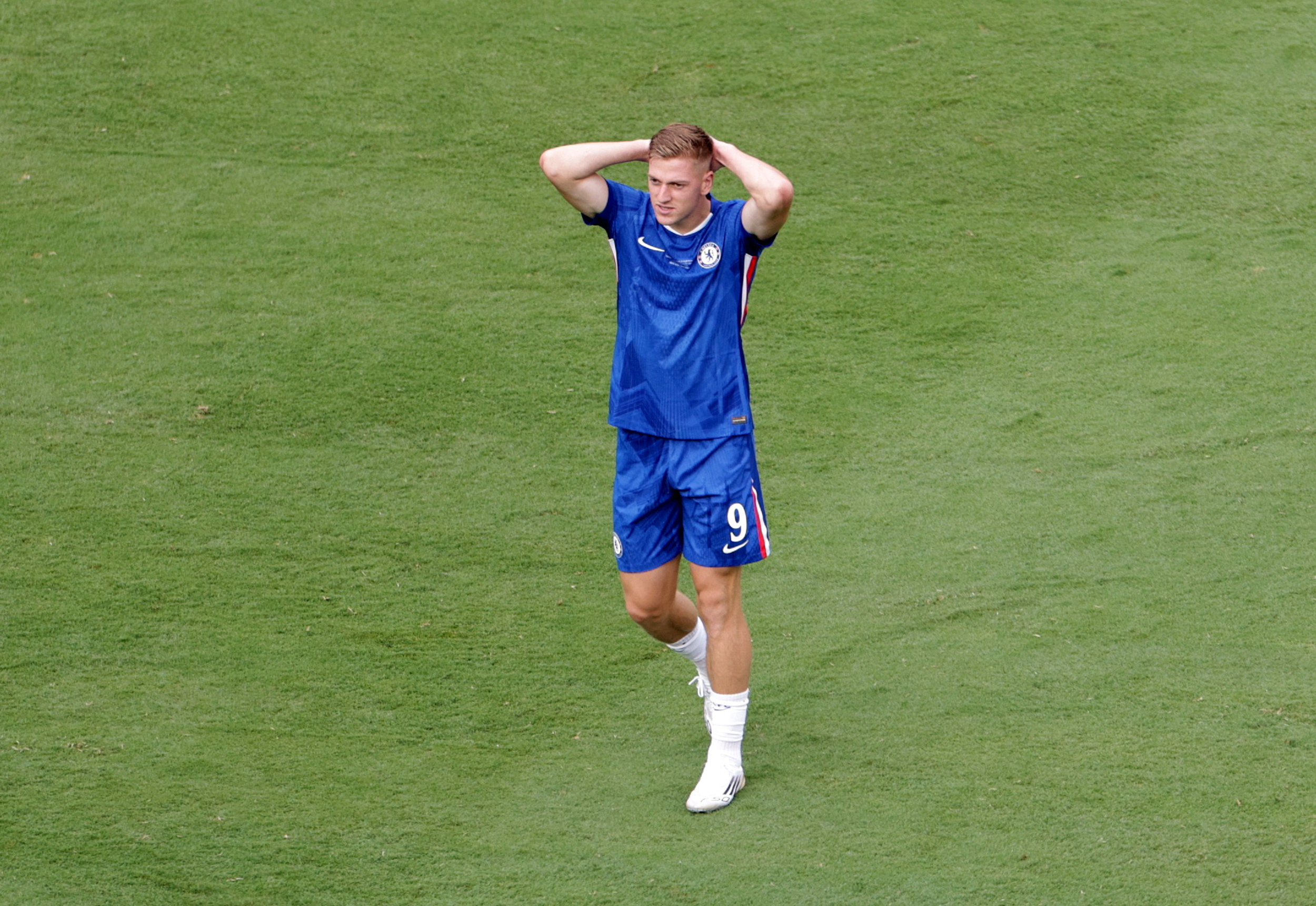 Report: Chelsea face major striker decision as summer exit becomes a ...