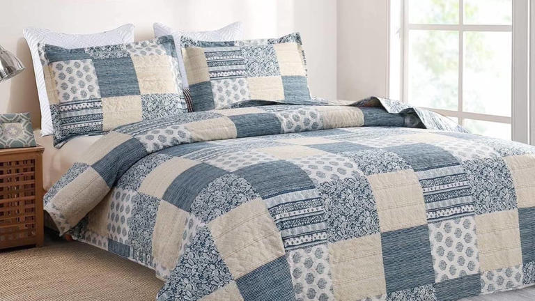Get Walmart's lightweight $29 patchwork quilt set for comfortable ...