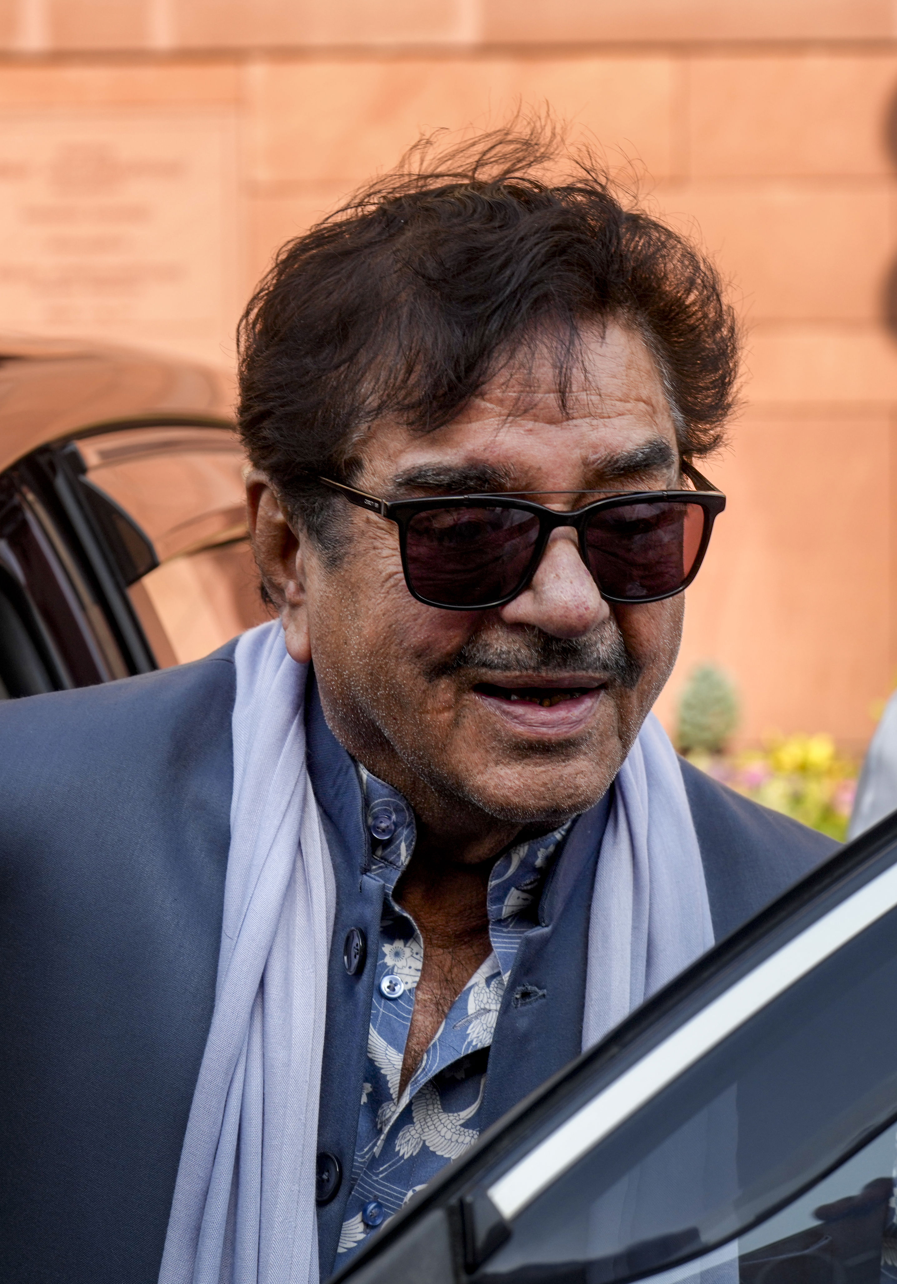 Won't desert Mamata in difficult times: TMC MP Shatrughan Sinha