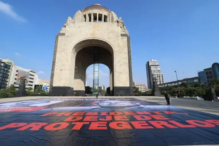 La crisis que exhibe a la 4T: Armas de guerra y vacío de autoridad ...