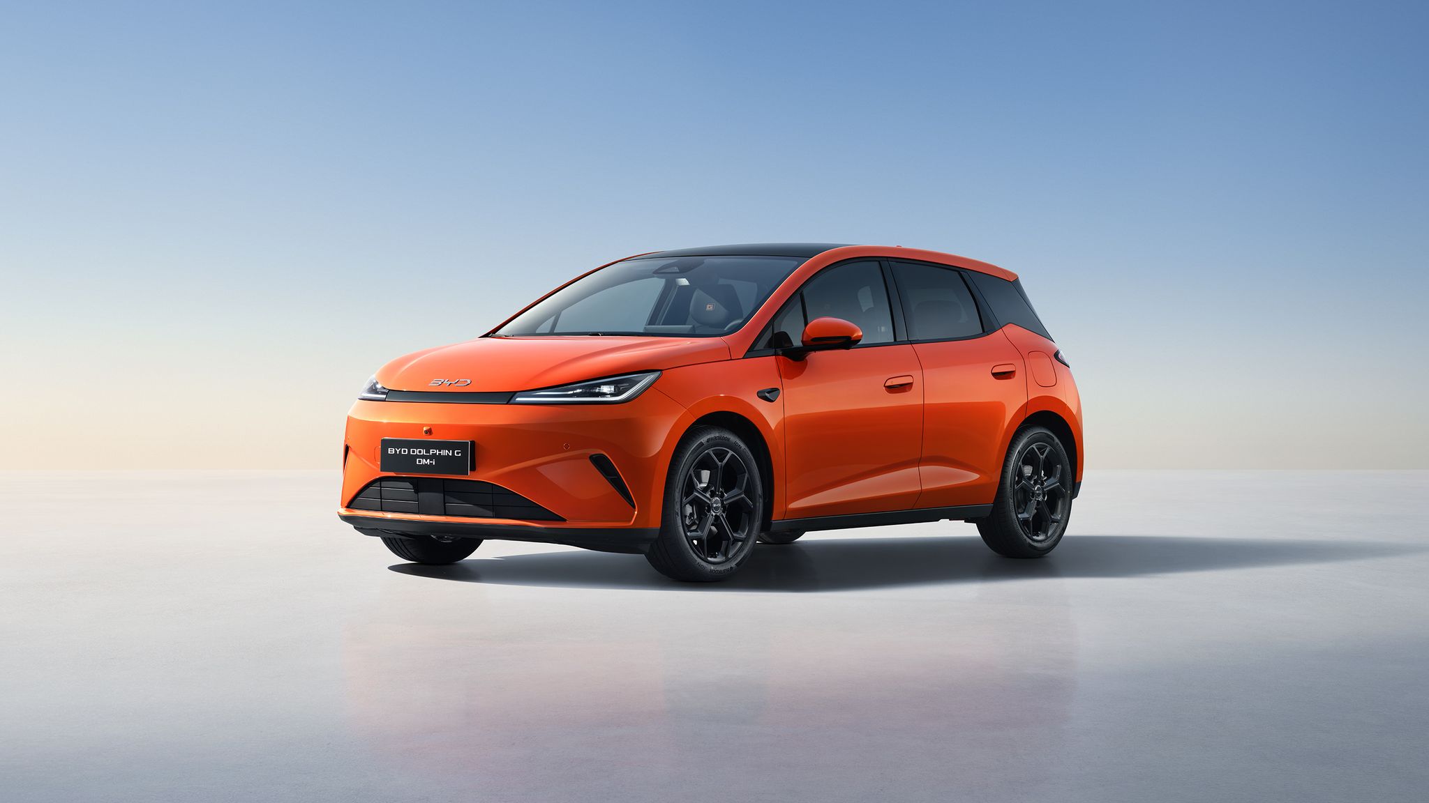 BYD’s Dolphin G DM-i arrives with 105 km of electric-only range
