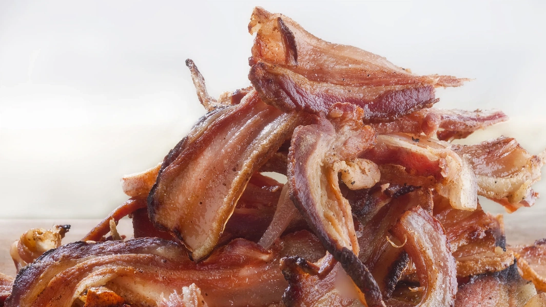 9 low-carb snacks packed with flavor and crunch
