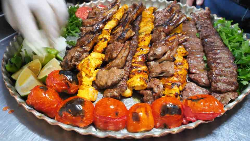 This Tehran market serves foods most tourists have never heard of