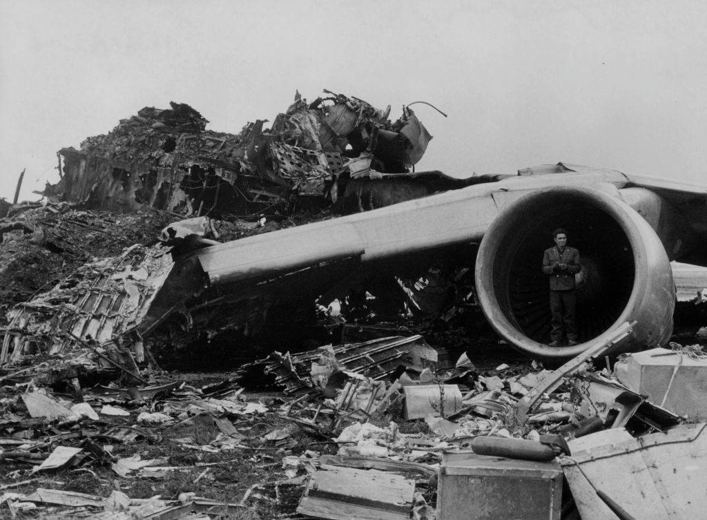 Pilot’s final words before world’s deadliest air disaster that killed ...