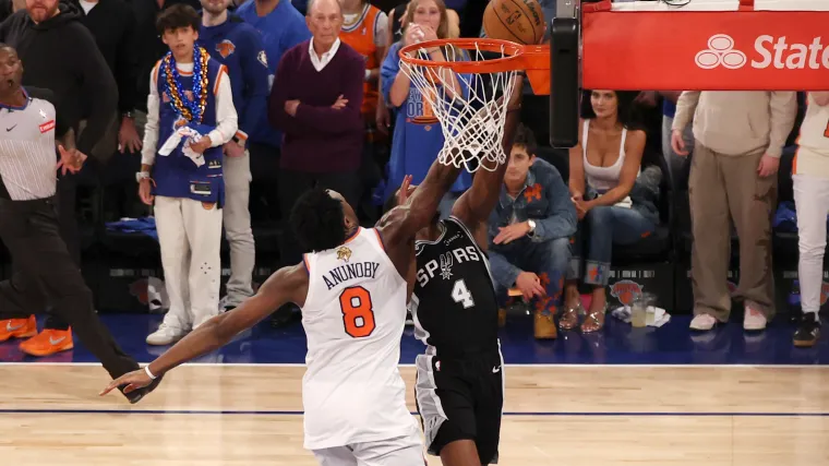 De'Aaron Fox explains his decision to attempt a bizarre layup late in ...