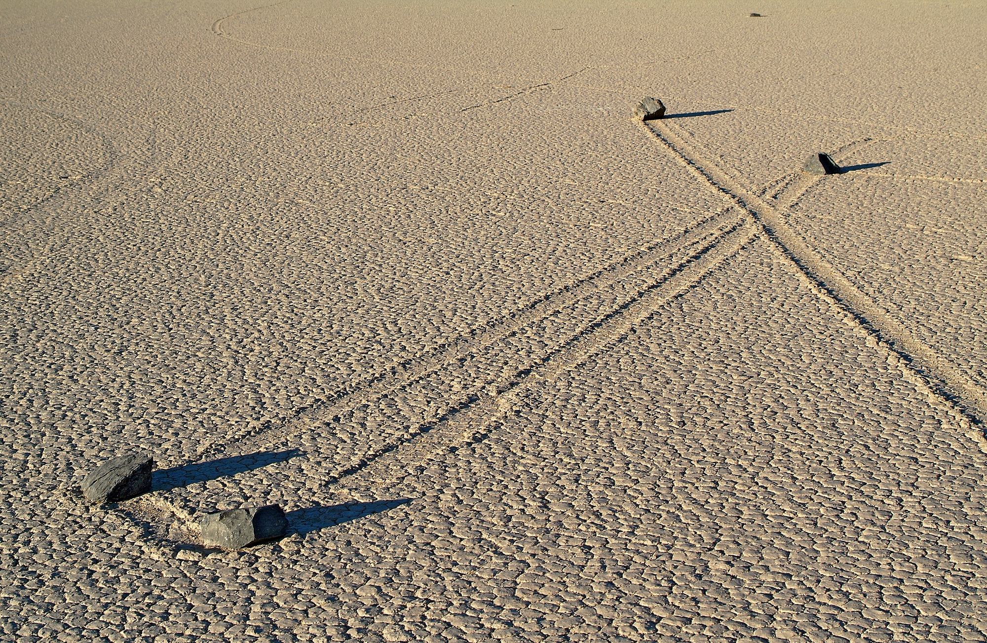 17 geographic mysteries that still baffle scientists