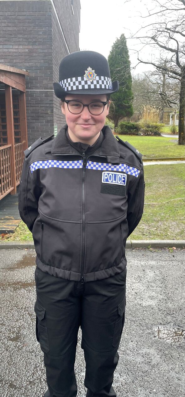 19-year-old rookie police officer PC Jess Turnbull killed responding to ...