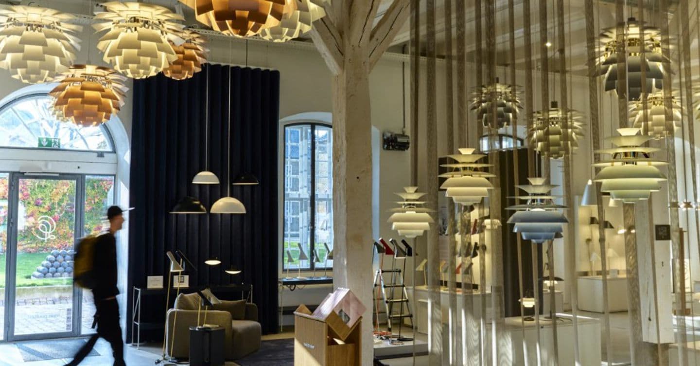 Flos B&B Italia Group cede Louis Poulsen