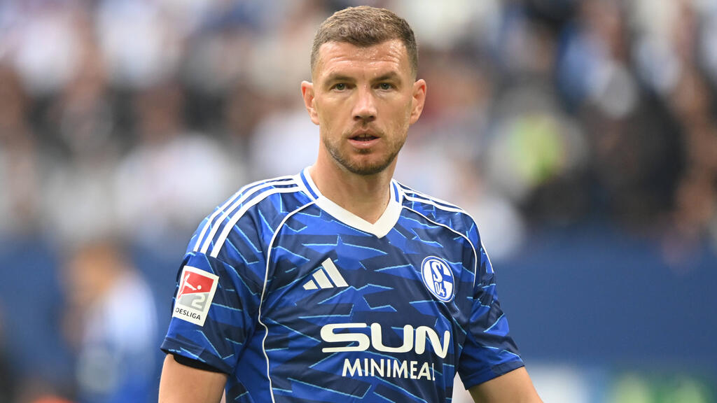 Schalke-Star Dzeko deutet sein "Ende" an