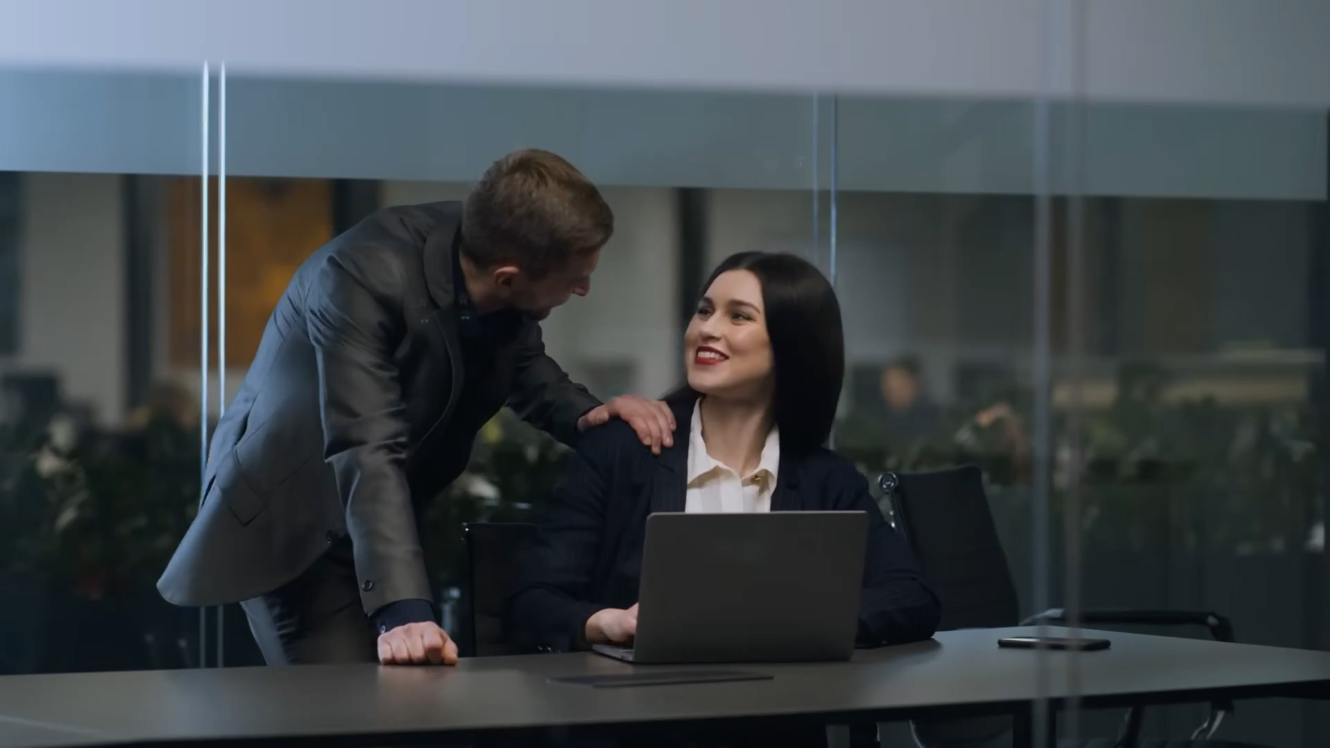 Manipulation tactics that quietly work on people every single day