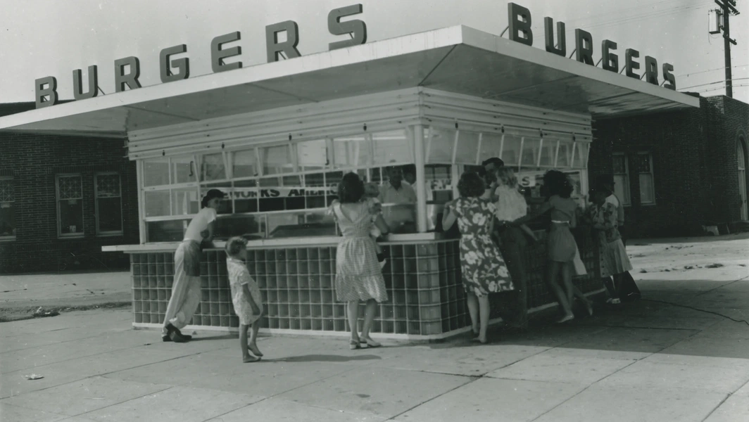 9 historic burger joints across America