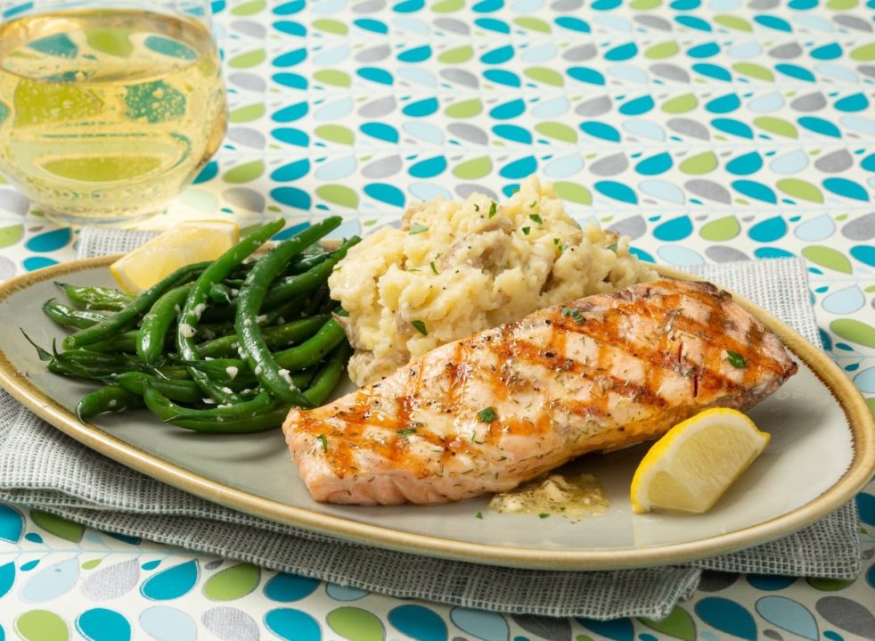 5 restaurant chains with the best early bird specials, according to diners