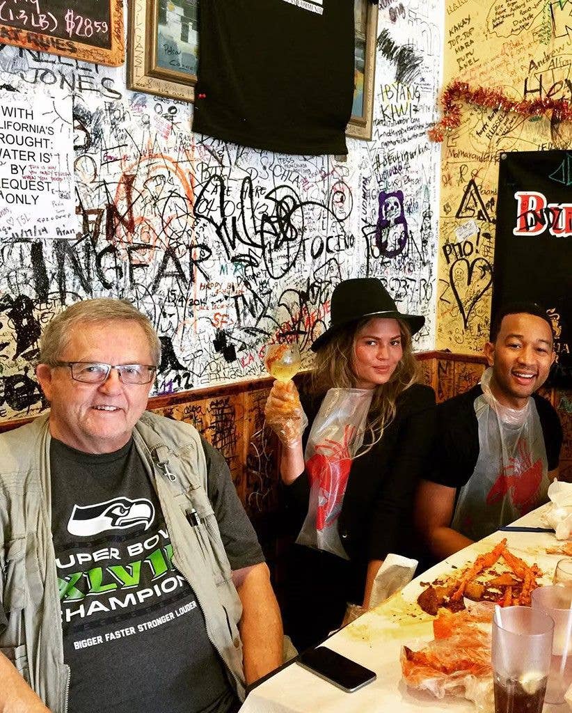 Chrissy Teigen reveals sudden death of dad in heartbreaking personal update
