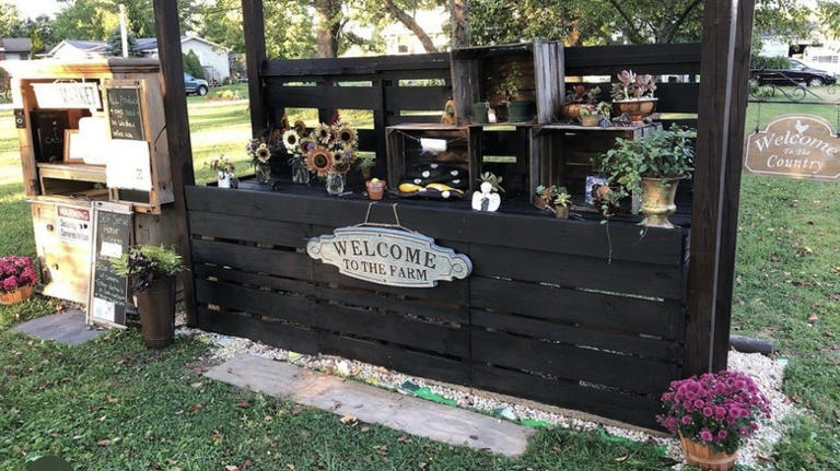 Between Pittsburgh and Akron is a rural Ohio gem with a winery ...
