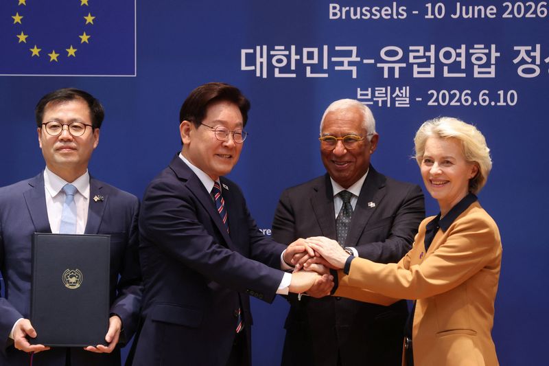 Analysis-EU curbs on Chinese inverters risk slowing solar rollout over ...
