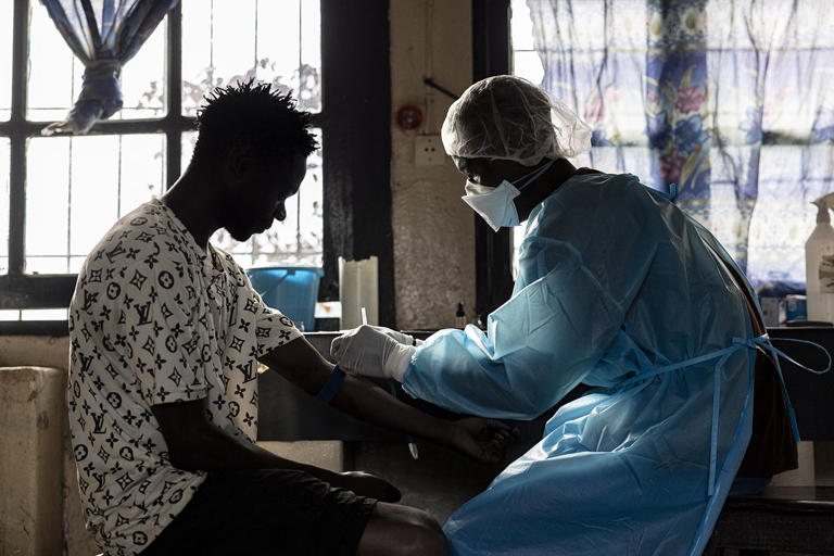Confirmed Ebola cases surpass 600 with over 120 dead as outbreak ...