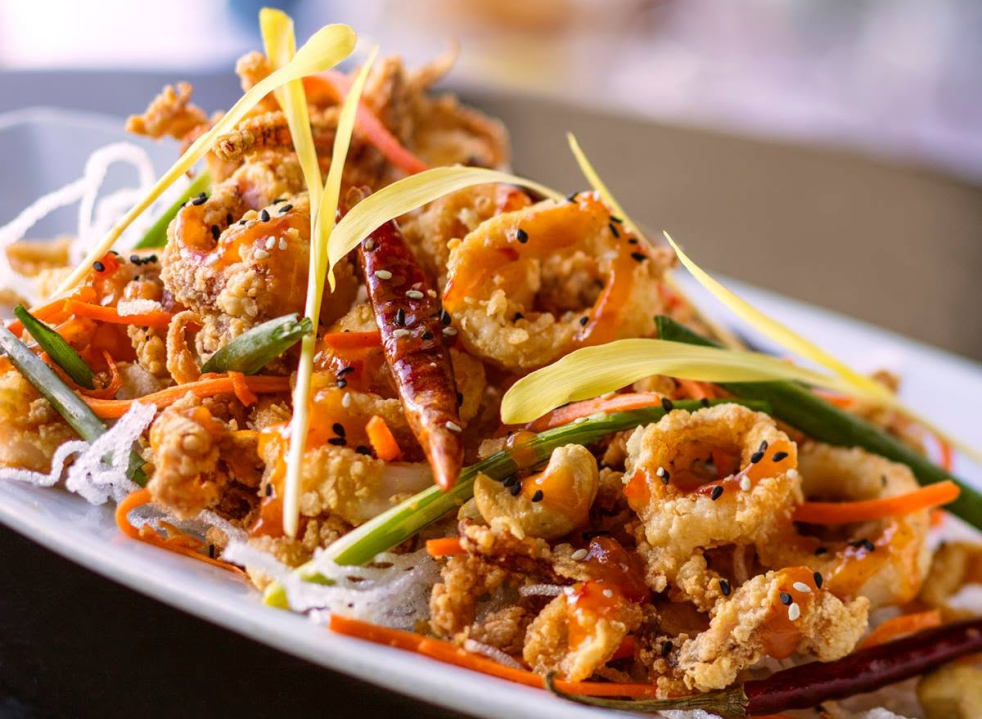 5 restaurant chains with the best fried calamari, according to diners