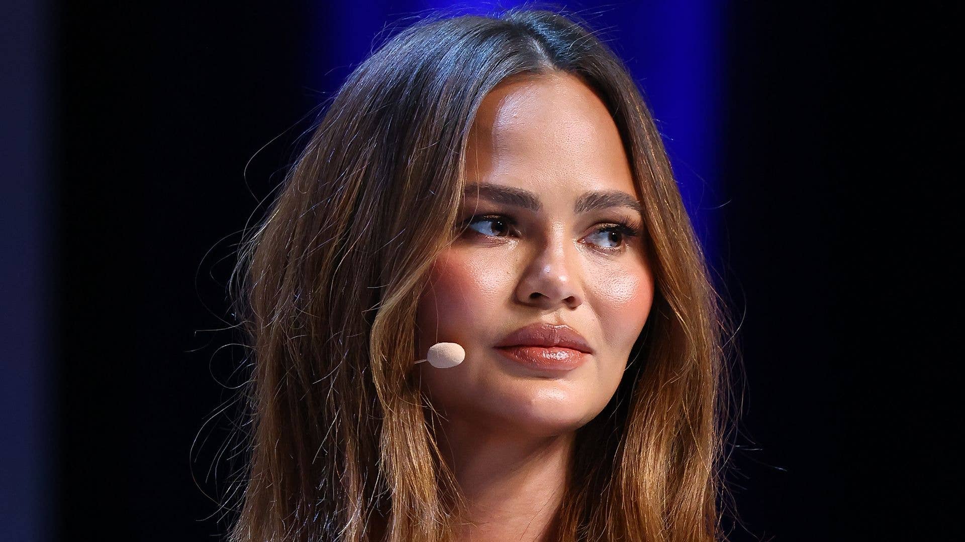 Chrissy Teigen reveals sudden death of dad in heartbreaking personal update